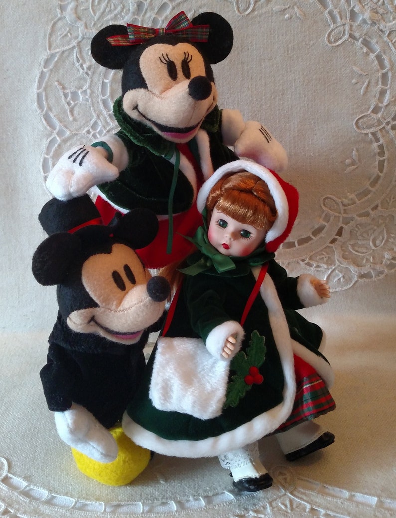 Caroling With Mickey and Minnie, Madame Alexander, Disney, 8" Doll Set ...