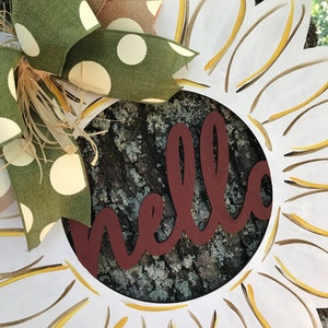 Hello Daisy Door Hanger - Etsy