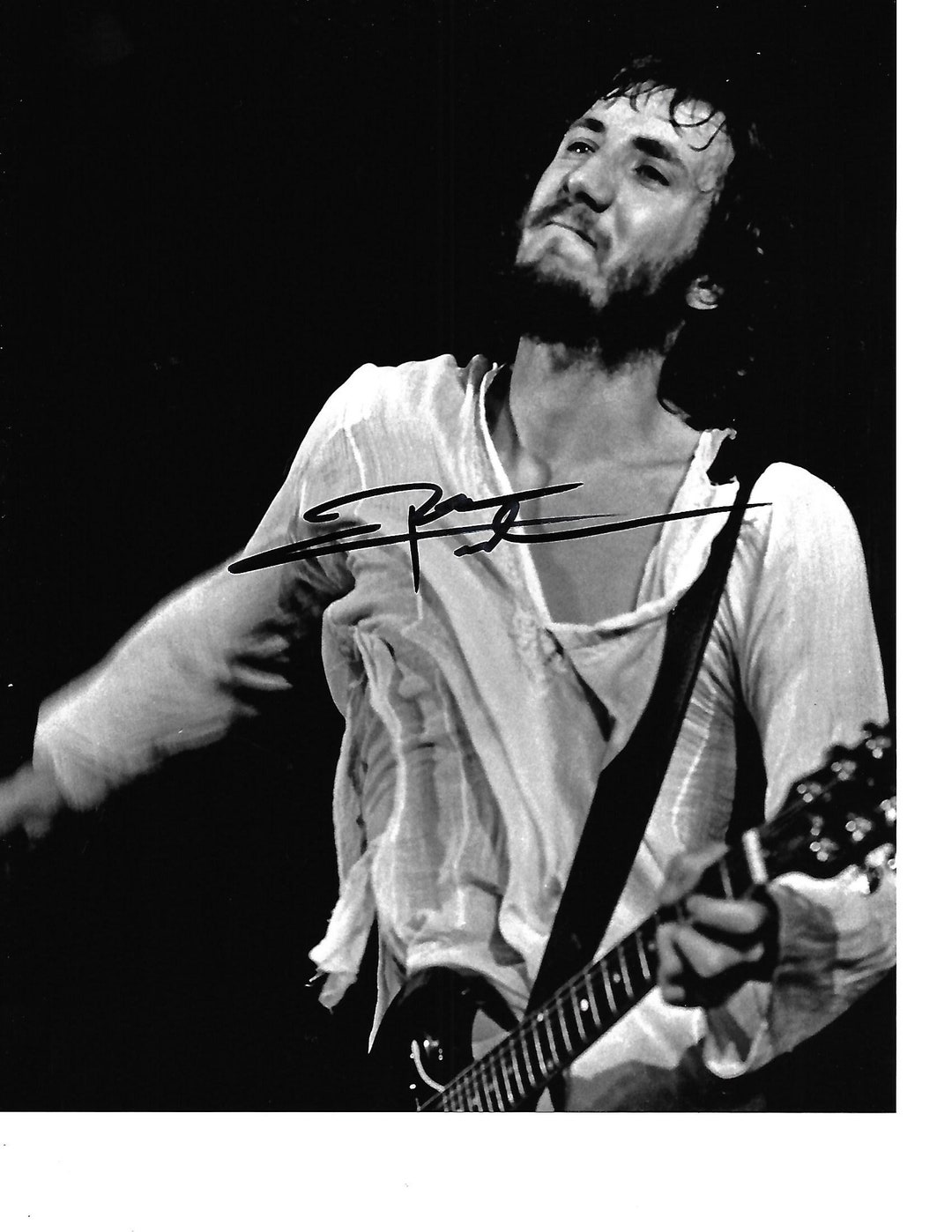 Rock N' Roll Guitarist and Musician PETE TOWNSEND Nicely Signee B&W ...