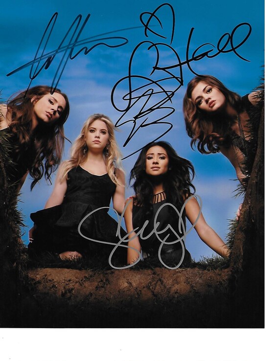 Pretty Little Liars Cast Poster
