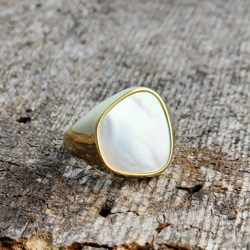 Ella Ring - Etsy