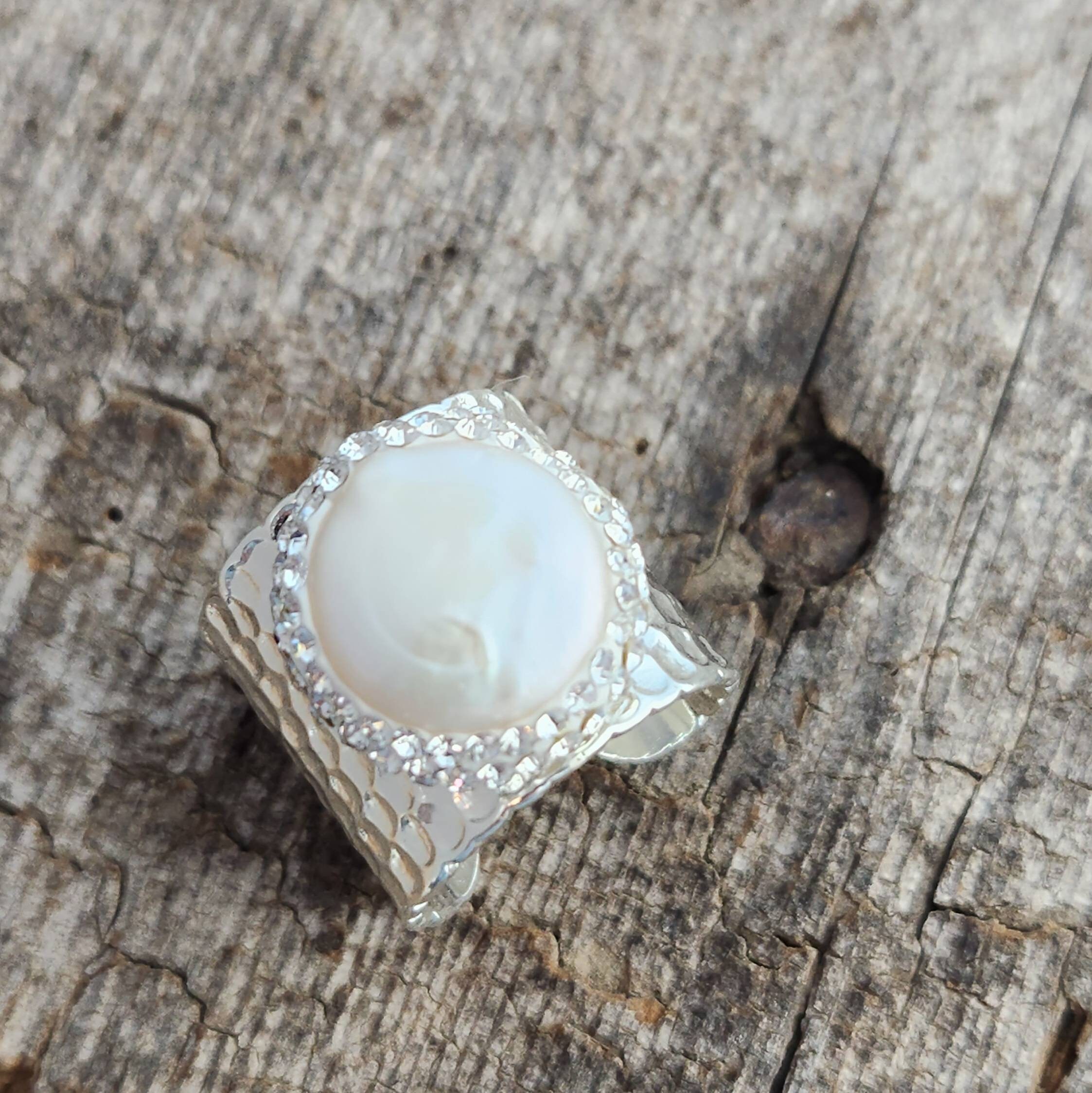 Silver Pearl Cigar Ring- Snow White - Etsy