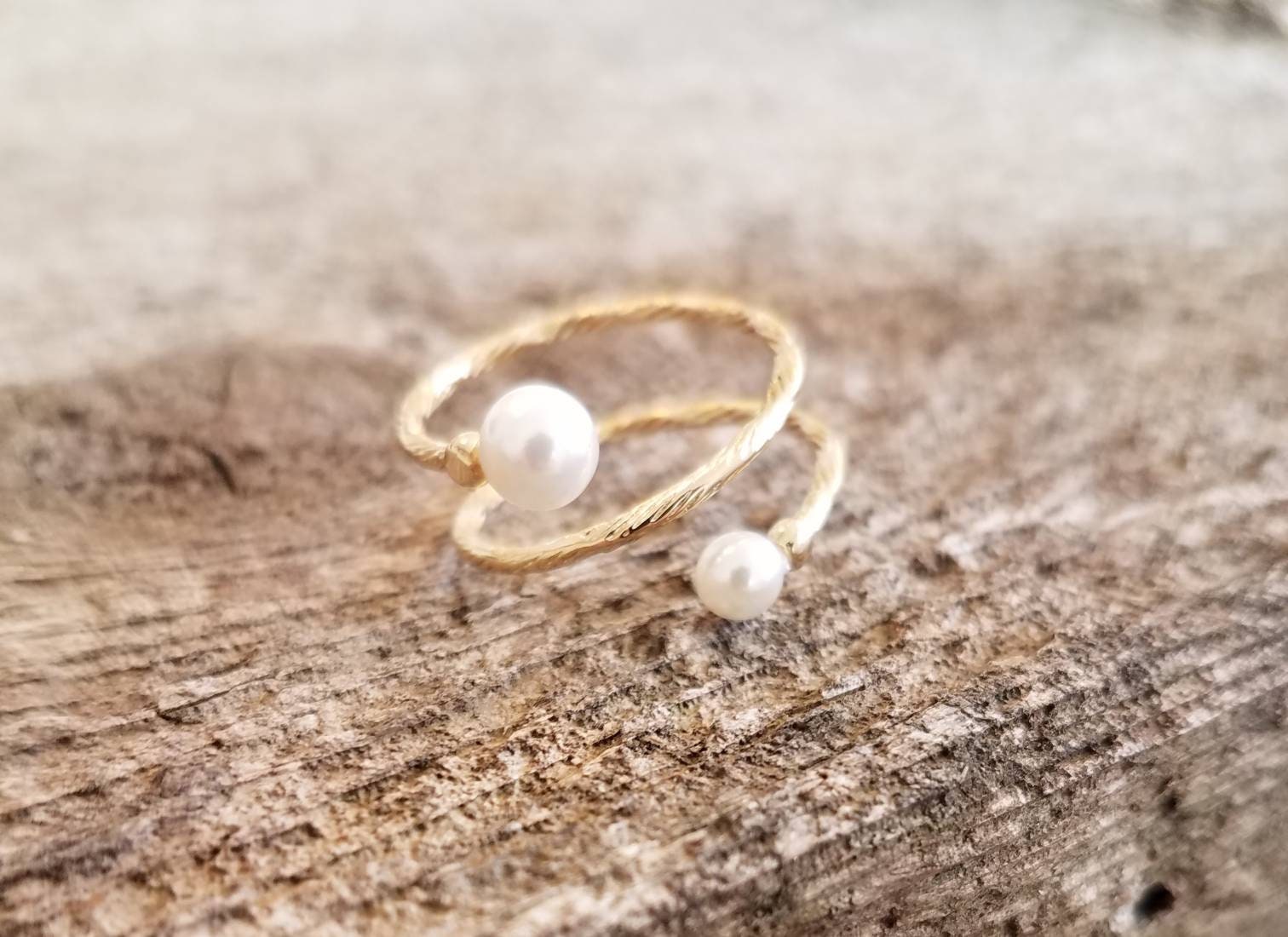 Pearl Swirl Ring | Etsy