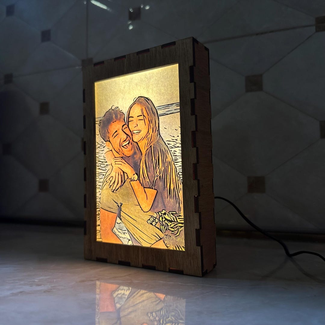 Custom Light-up Photo Frame – Black & White, Glowing Photo ...
