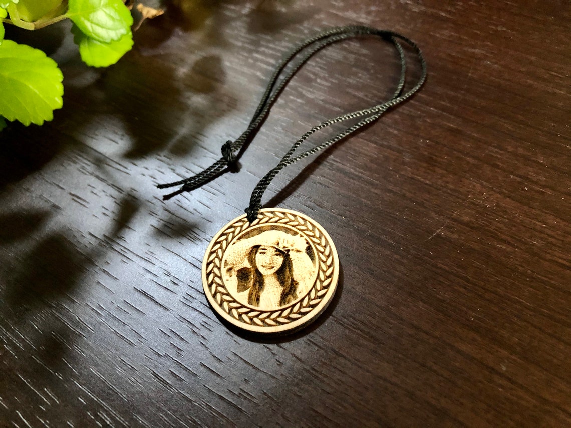 Engraved Necklace / Personalized Photo Necklace / Picture | Etsy