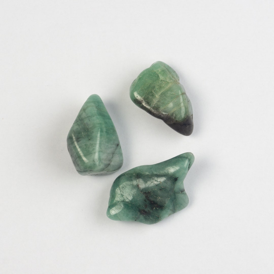 Tumbled EMERALD Chakra Crystal Healing Stones XS Size Stones // Tumbled ...