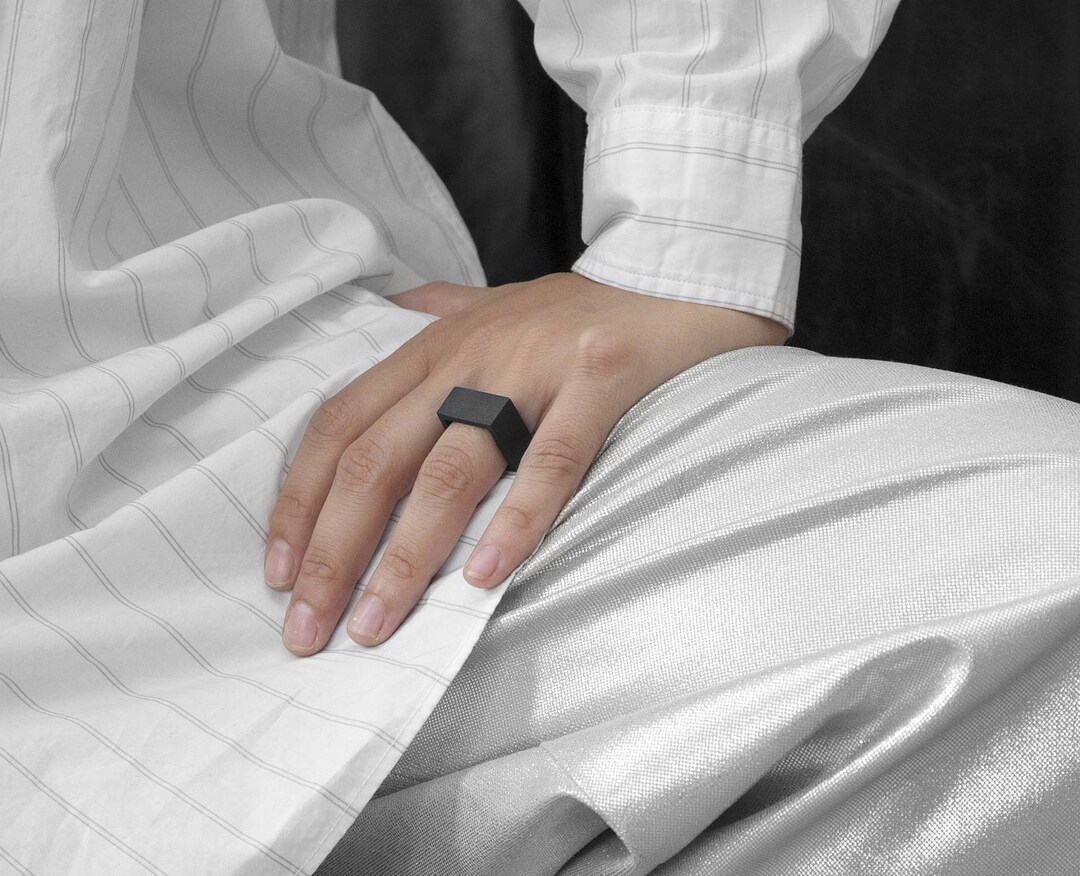 Black Geometric Concrete Square Ring: MK3 Design, Symmetric Pattern ...