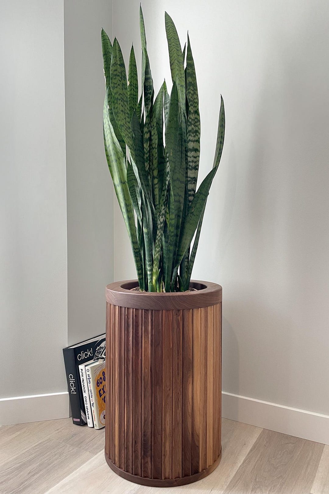 Fluted Plant Stand // Indoor Plant Stand - Etsy