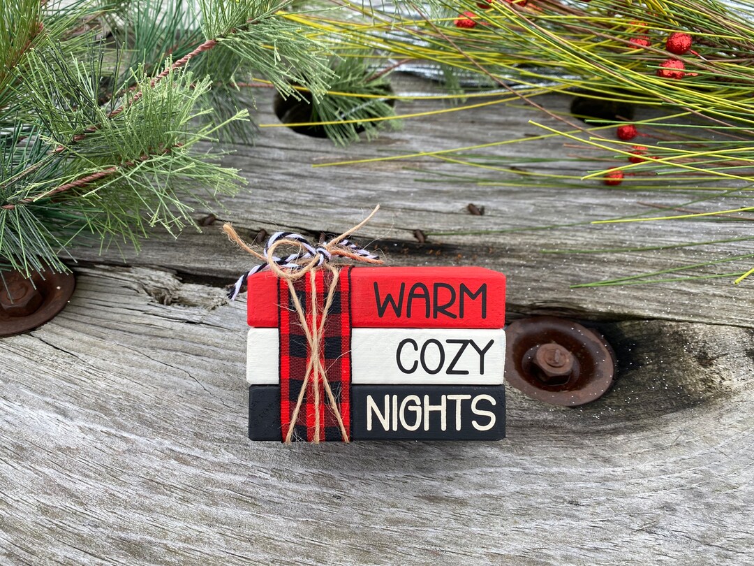 Buffalo Plaid Mini Book Stack / Winter Tier Tray Decor - Etsy