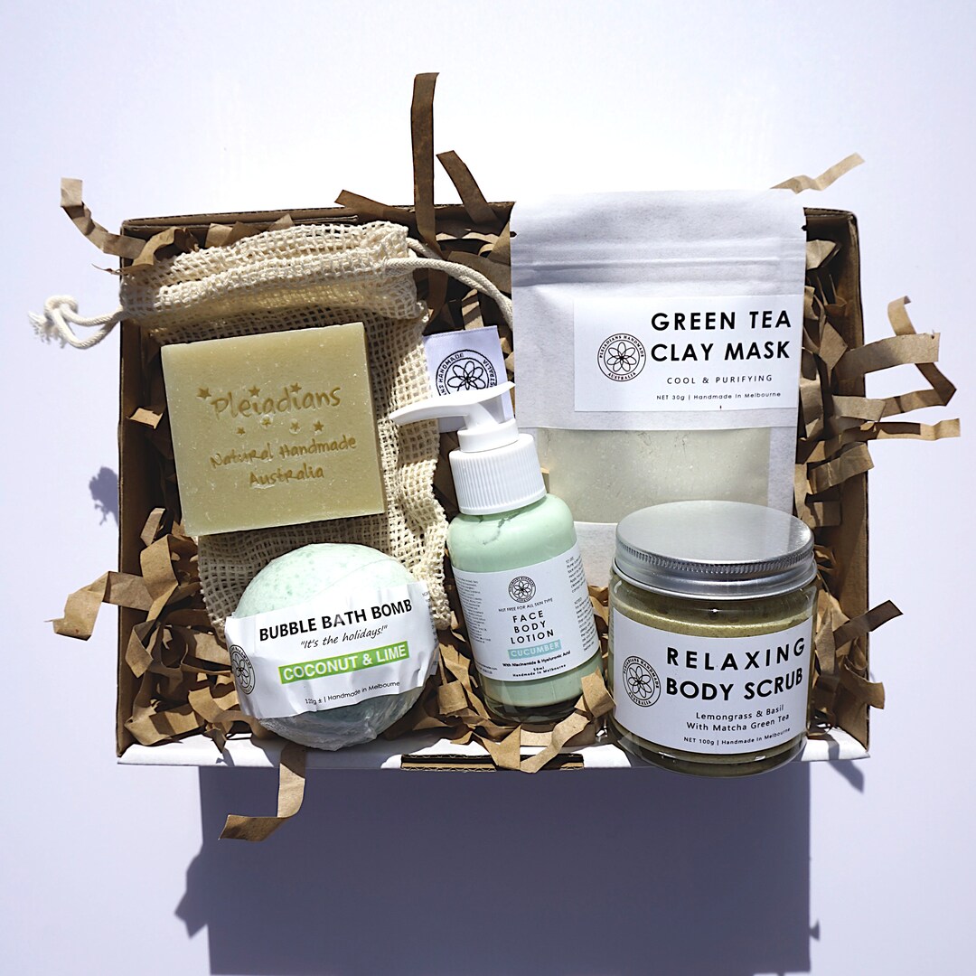 Birthday Gift Box Spa Set Skincare Bath and Beauty Relaxation Self Care ...