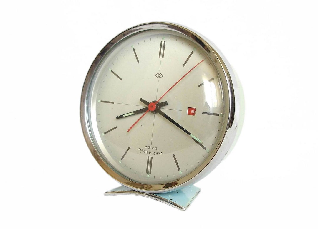 Vintage Shanghai China Diamond Alarm Clock 1970s. Vintage Desk Clock ...