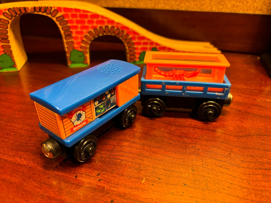 Crawling Critters Cargo Cars (new Batteries!) - Etsy