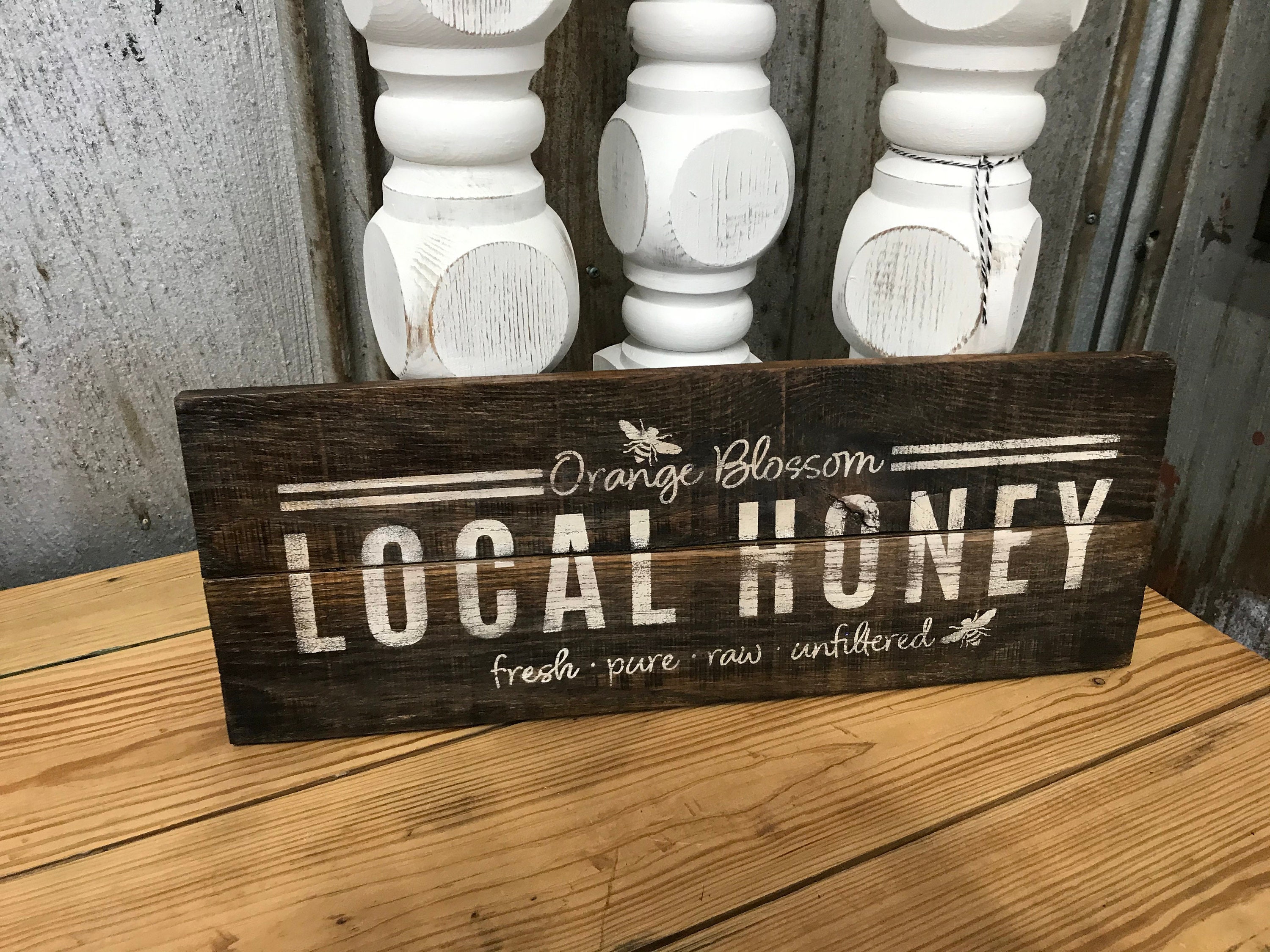 Rustic Bee sign Honey Bee sign Spring wood sign | Etsy