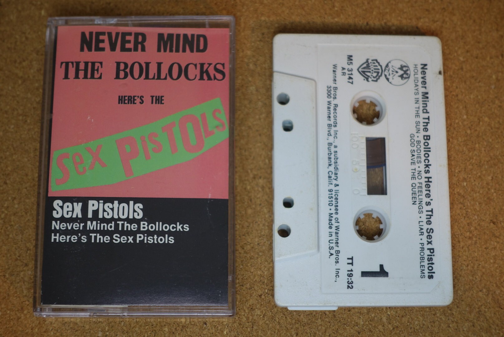 Sex Pistols Never Mind The Bollocks Cassette Tape 1977 Warner Bros