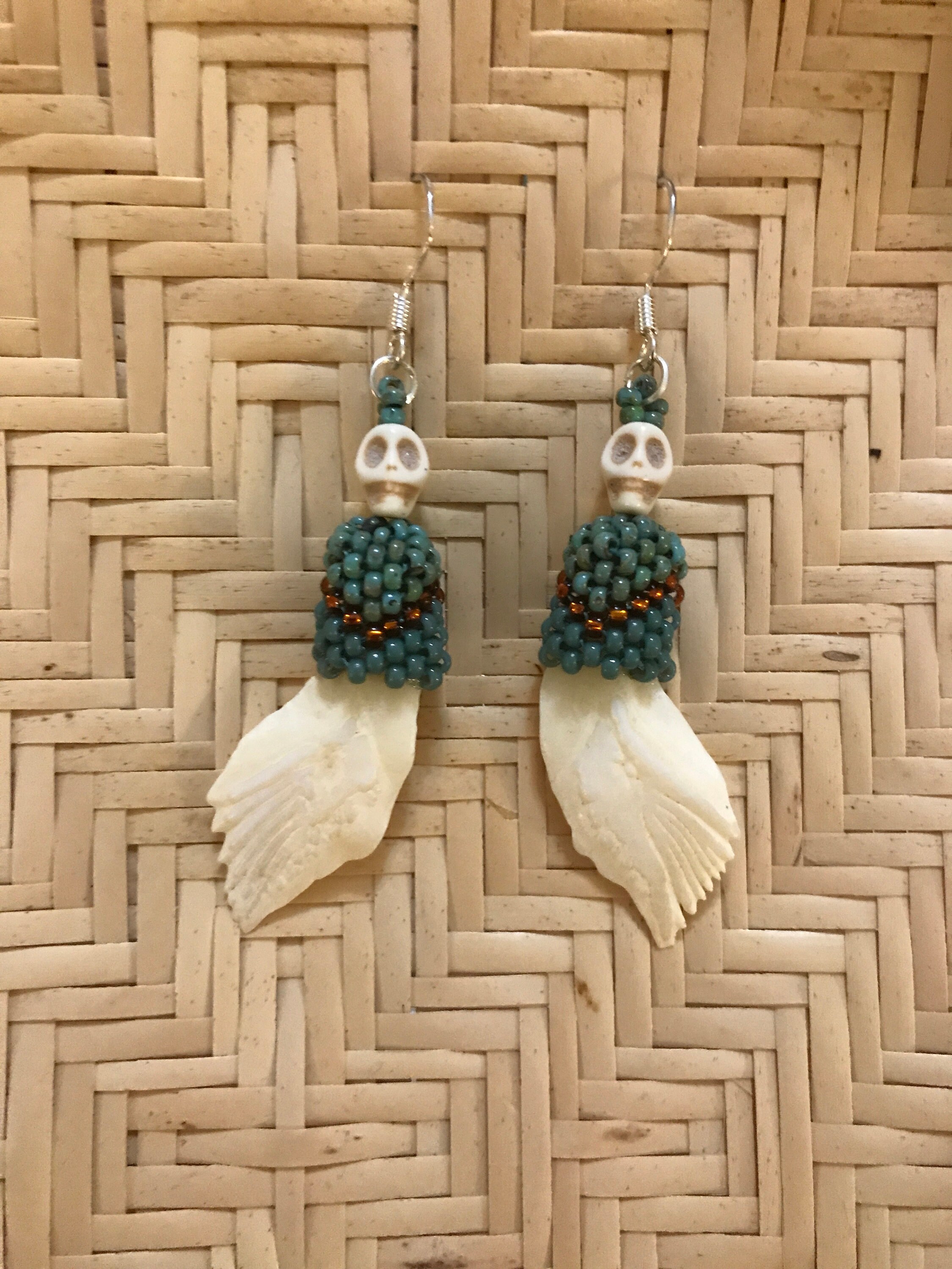 Beaded Alligator Gar Fish Scale Earrings - Etsy