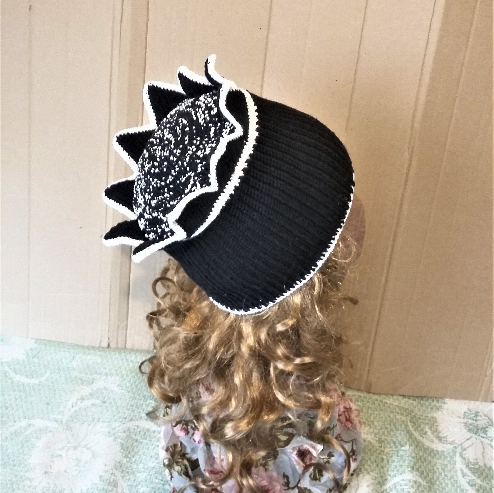 Chess Queen Cap / Original Ladies Cap / Warm Winter Cap - Etsy