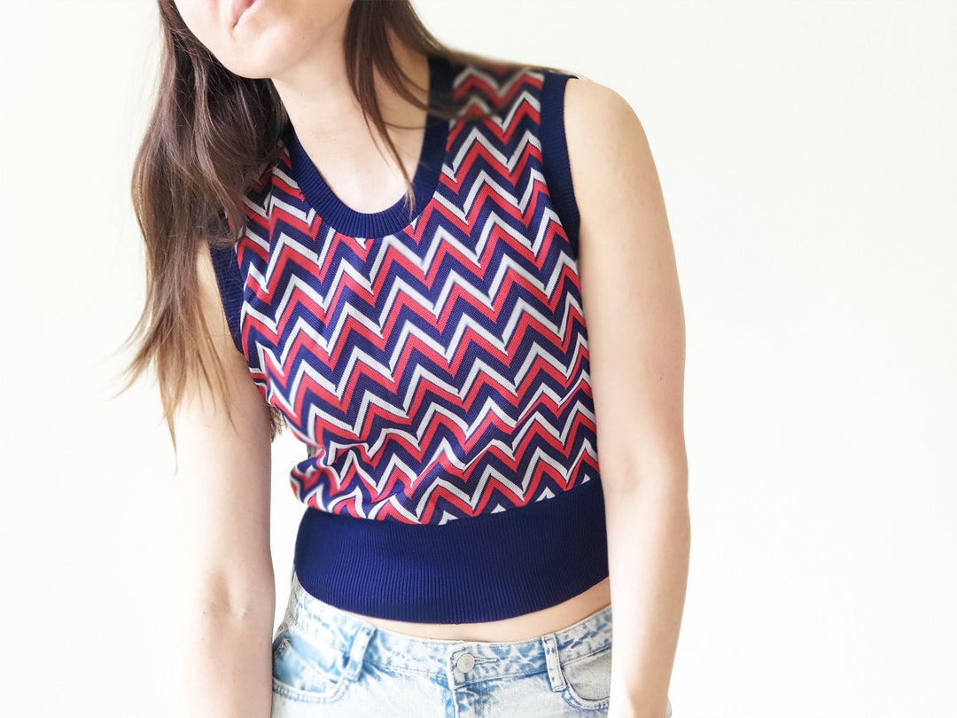 1970s - 1980s Vintage Knit Tank Top, Zig Zag Print, Vest, Sleeveless, Boho Hippie, 70s, 80s New ...
