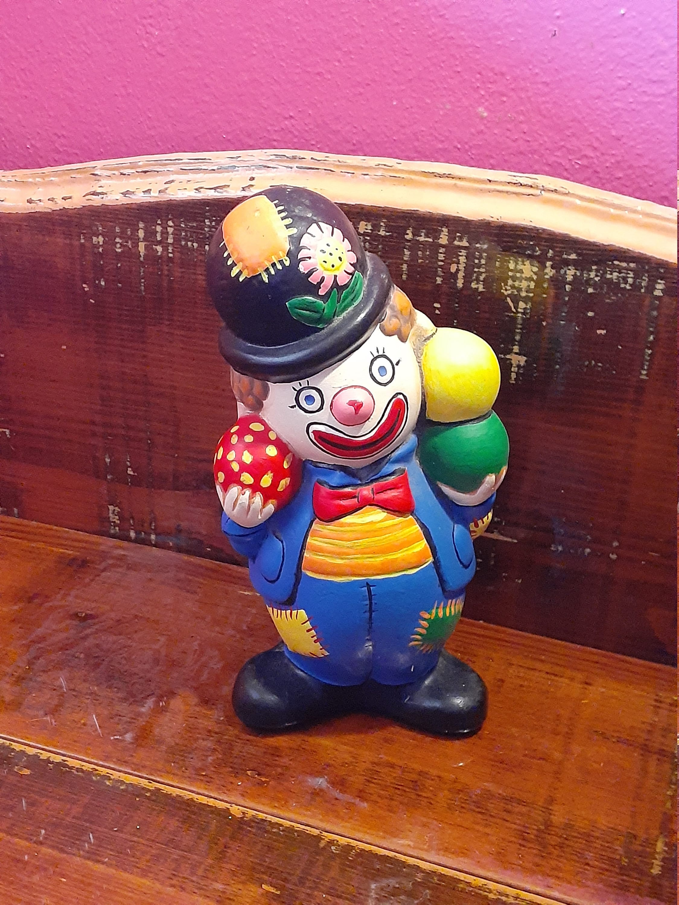 Vintage CERAMIC Juggling CLOWN Figurine Statue,vintage Clown Decor ...