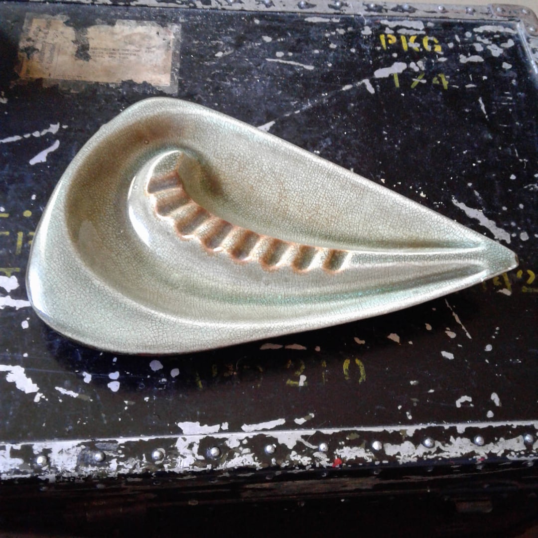 Atomic Mid Century ROYAL HAEGER Cosmic ASHTRAY, Nike Swoosh Ashtray ...