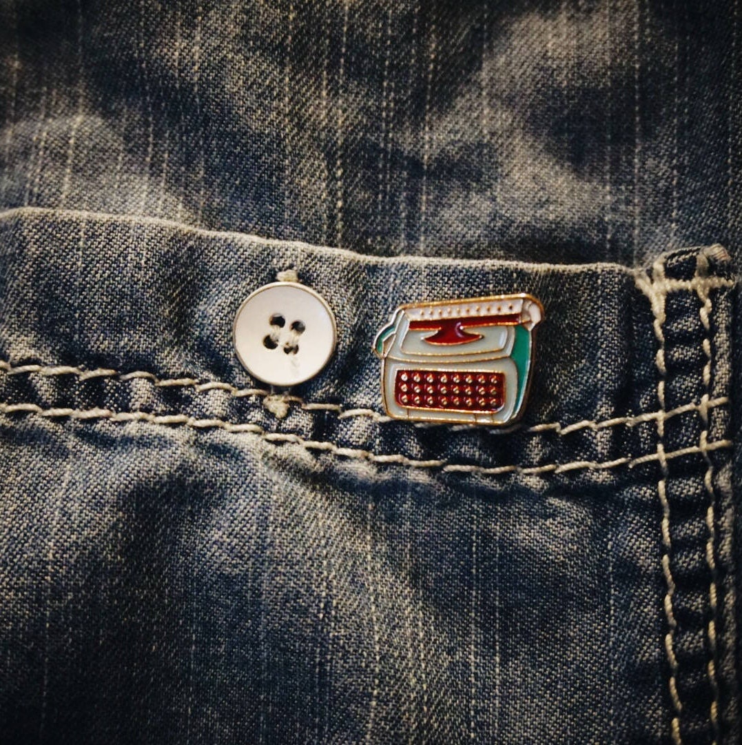 Vintage Enamel Typewriter Retro Pin, Pin, Cute, Hobby, Collection ...