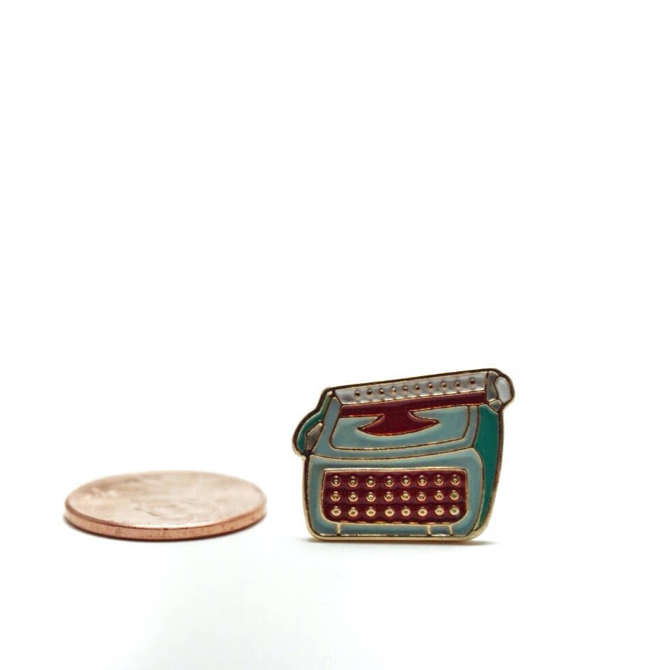 Vintage Enamel Typewriter Retro Pin, Pin, Cute, Hobby, Collection ...