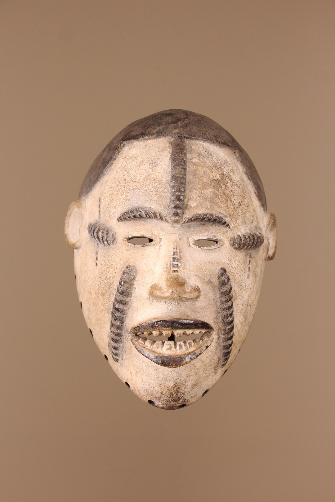 African Art Idoma Mask - Etsy