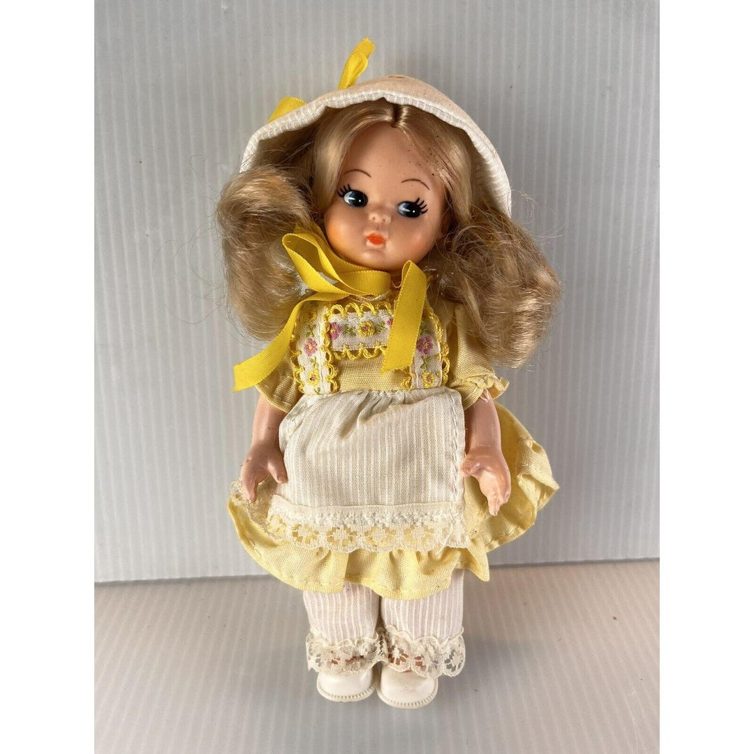 1981 Playmates Tiara Dolls Precious & Poseable 6.5 Billie Vintage Doll ...