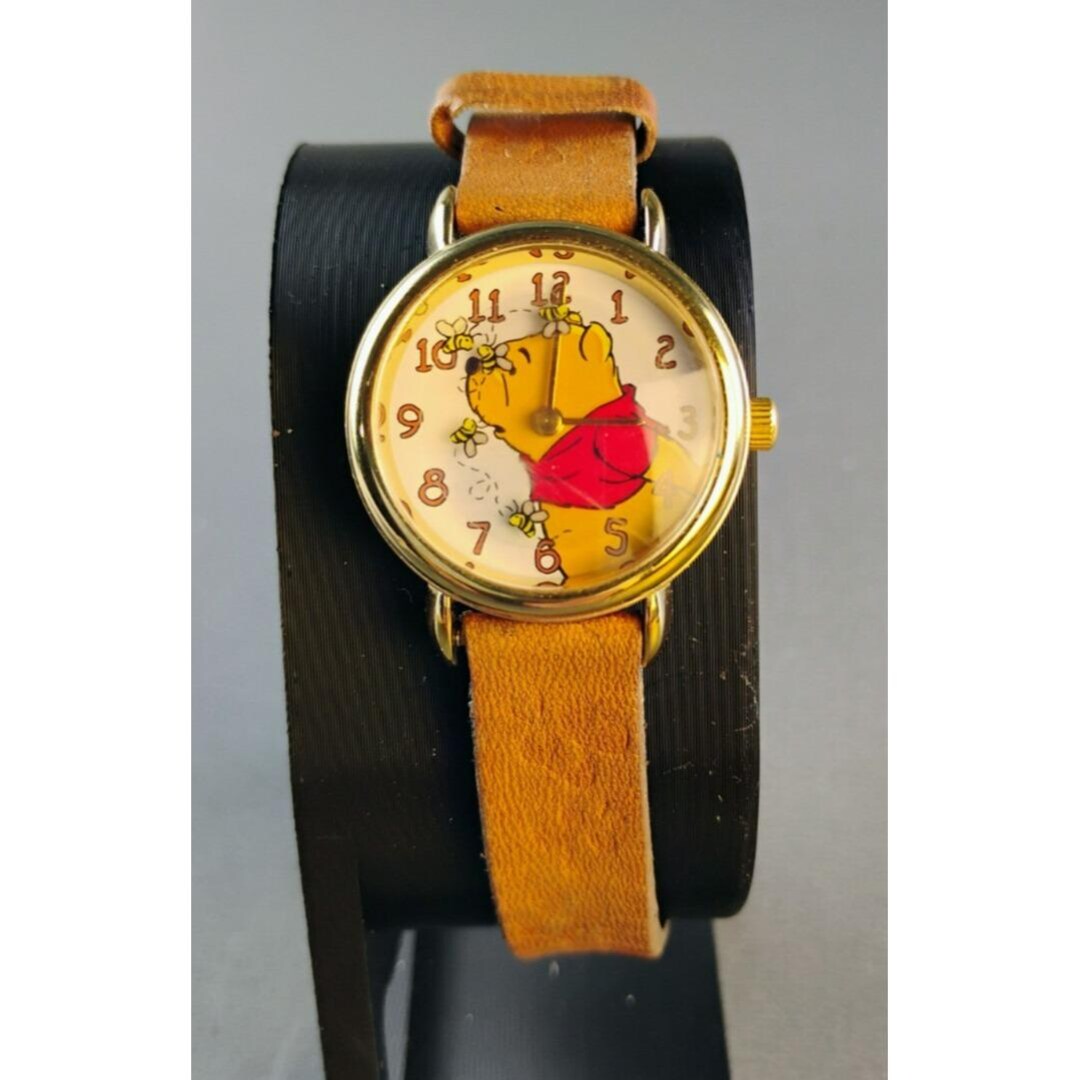 Winnie Pooh Timex Wrist Watch Bees Move per Second Gold Tone Leather ...