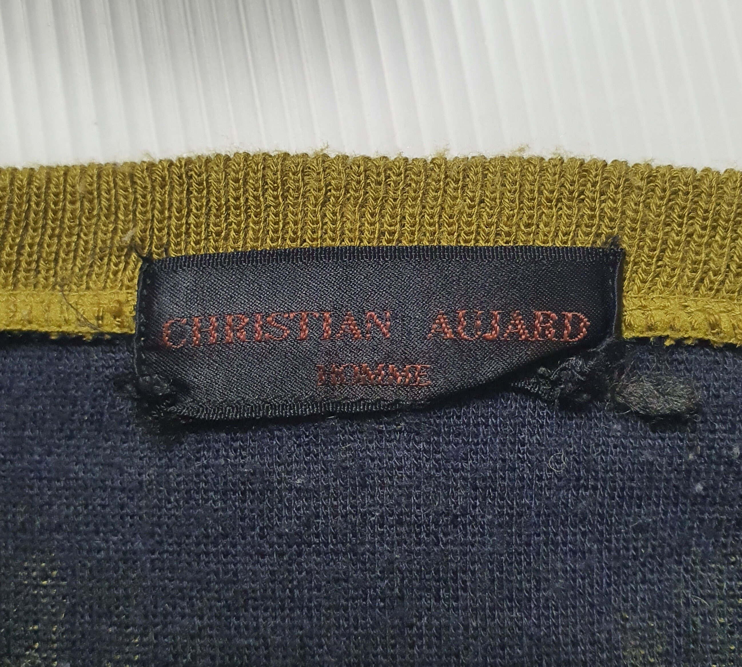 Vintage CHRISTIAN AUJARD Homme 1990s Sweatshirt Size Medium / 1990s ...