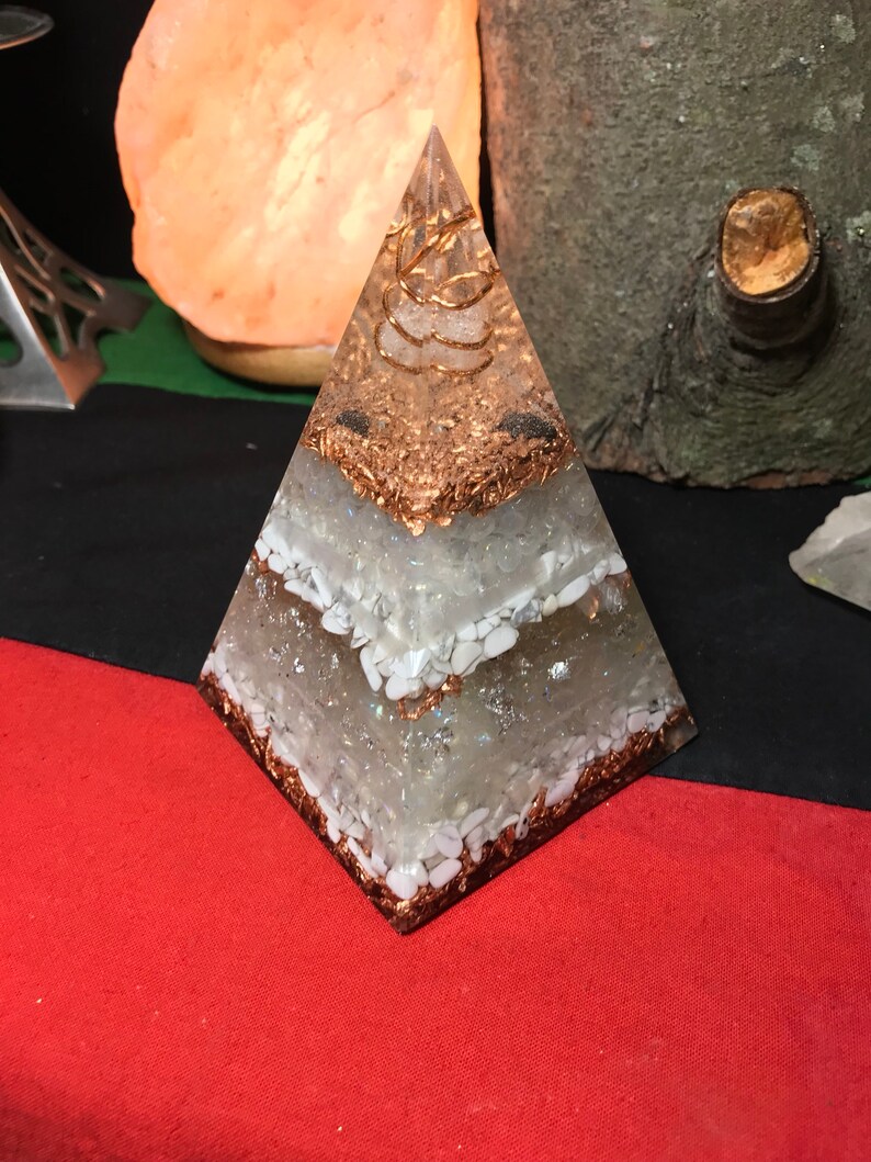 Stones of Heaven Orgone Pyramid ~ Azurite, Howlite, Selenite, Rainbow ...