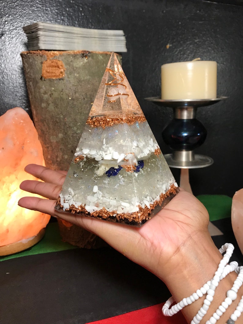 Stones of Heaven Orgone Pyramid ~ Azurite, Howlite, Selenite, Rainbow ...