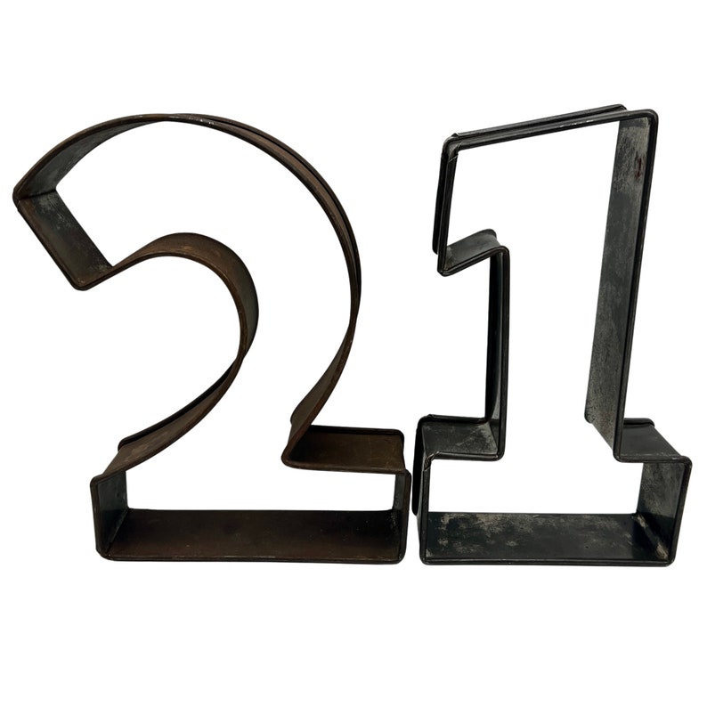 Large Vintage Number Cake Sponge Tins - 1 & 2 - 21 - Cake Moulds ...