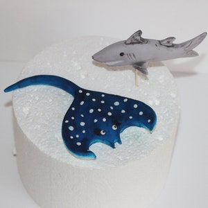 Fondant Shark and Stingray Cake Fondant Decoration Underwater Theme ...