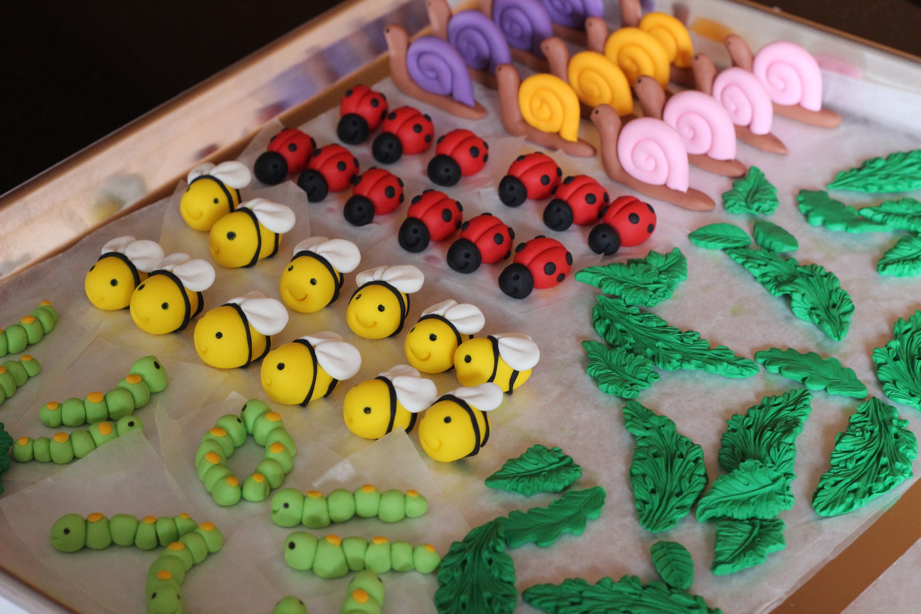 Fondant 3D Lady Bugs Snails Bees Ctrepillars Daisy Flowers | Etsy