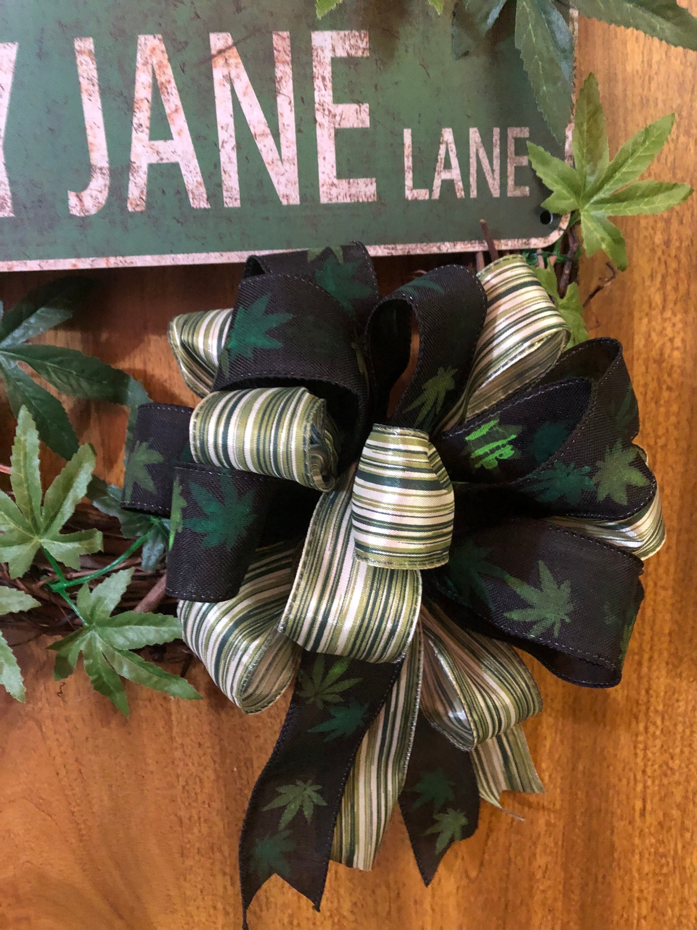 Weed Marijuana Cannabis Mary Jane Lane Wreath - Etsy