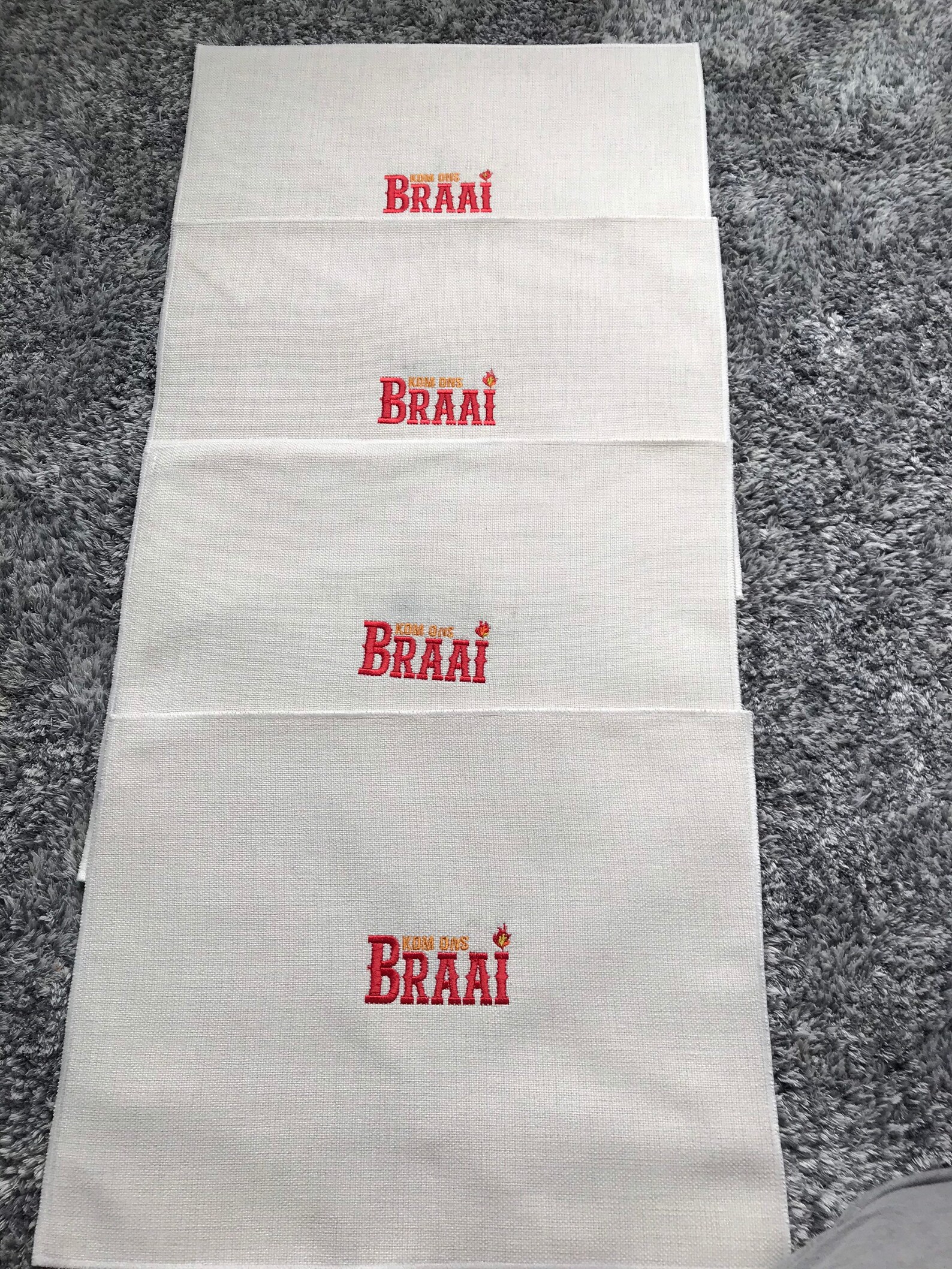Kom Ons Braai Embroidered Place Mat. South African Gift. Linen Place ...