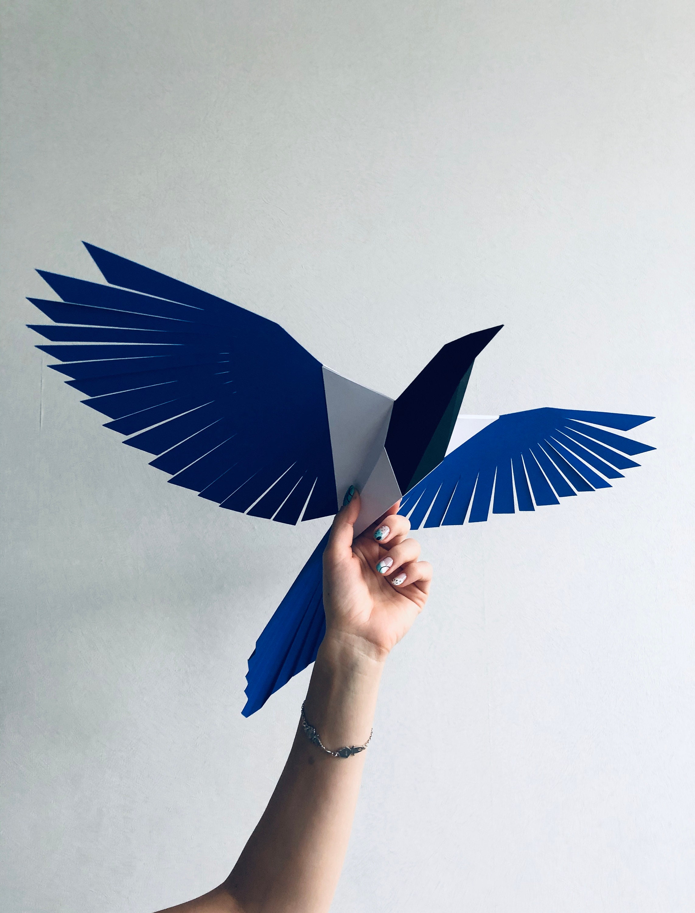Geometric Magpie Papercraft Sculpture – DIY 3D Bird (PDF Pattern) - Etsy