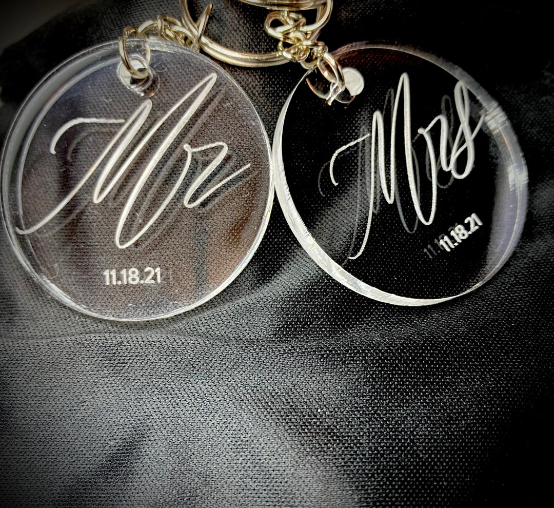 Mr&mrs Keychains Personalization - Etsy