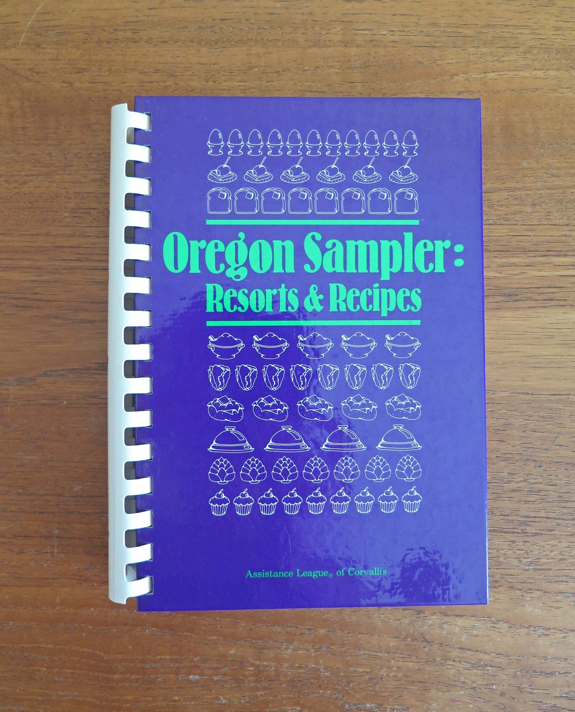 Oregon Sampler, 1989, 3rd Printing, Assistance League of Corvallis ...
