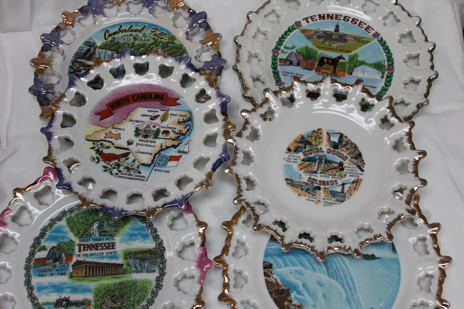 Souvenir Collector Plates Vintage Travel Memorabilia - Etsy