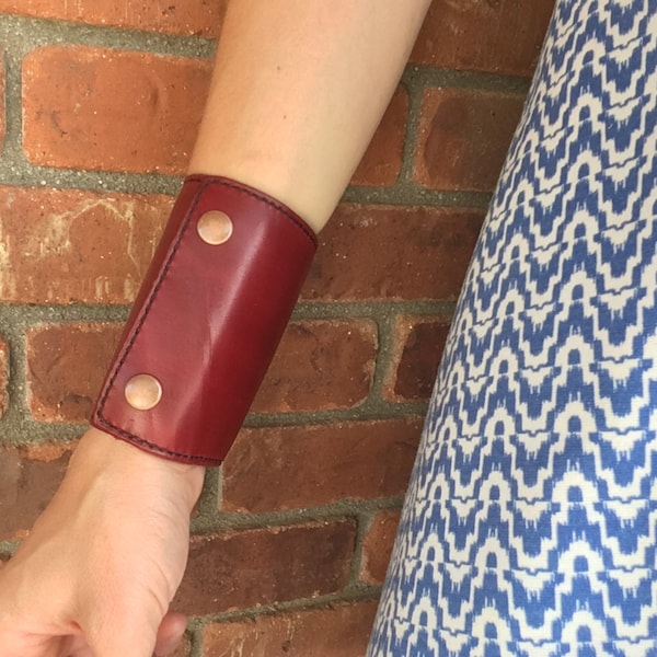 Shop Wrist Wallet - Etsy