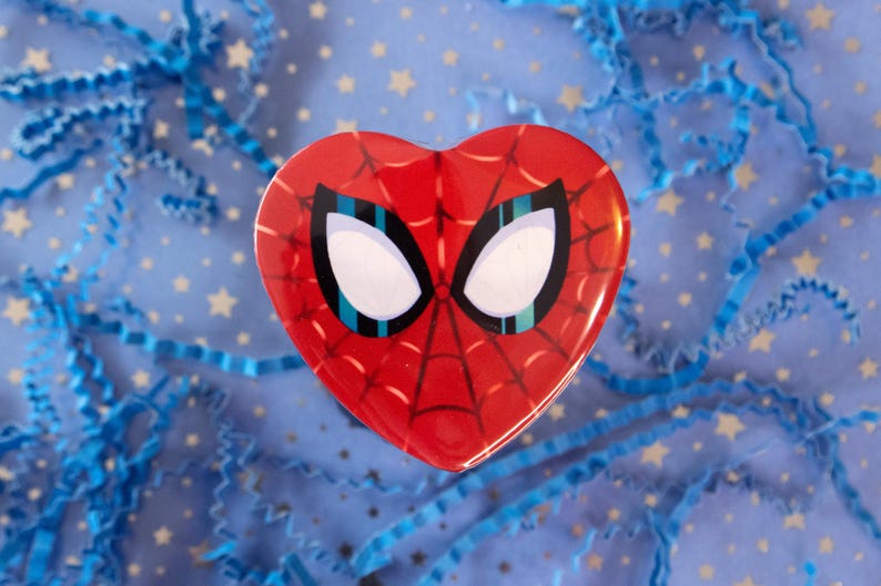 Spidey Heart Buttons - Etsy