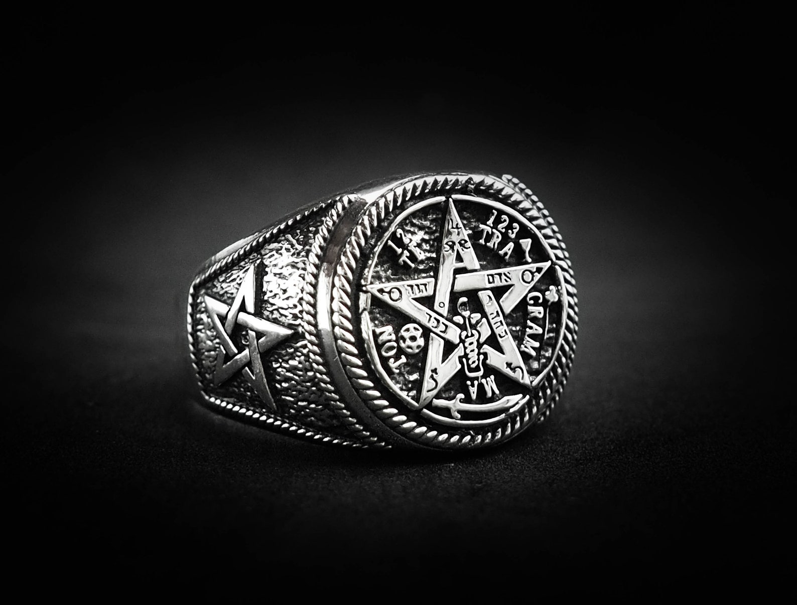 Tetragrammaton Ring Solomon Seal Sacred Talisman Protective - Etsy UK