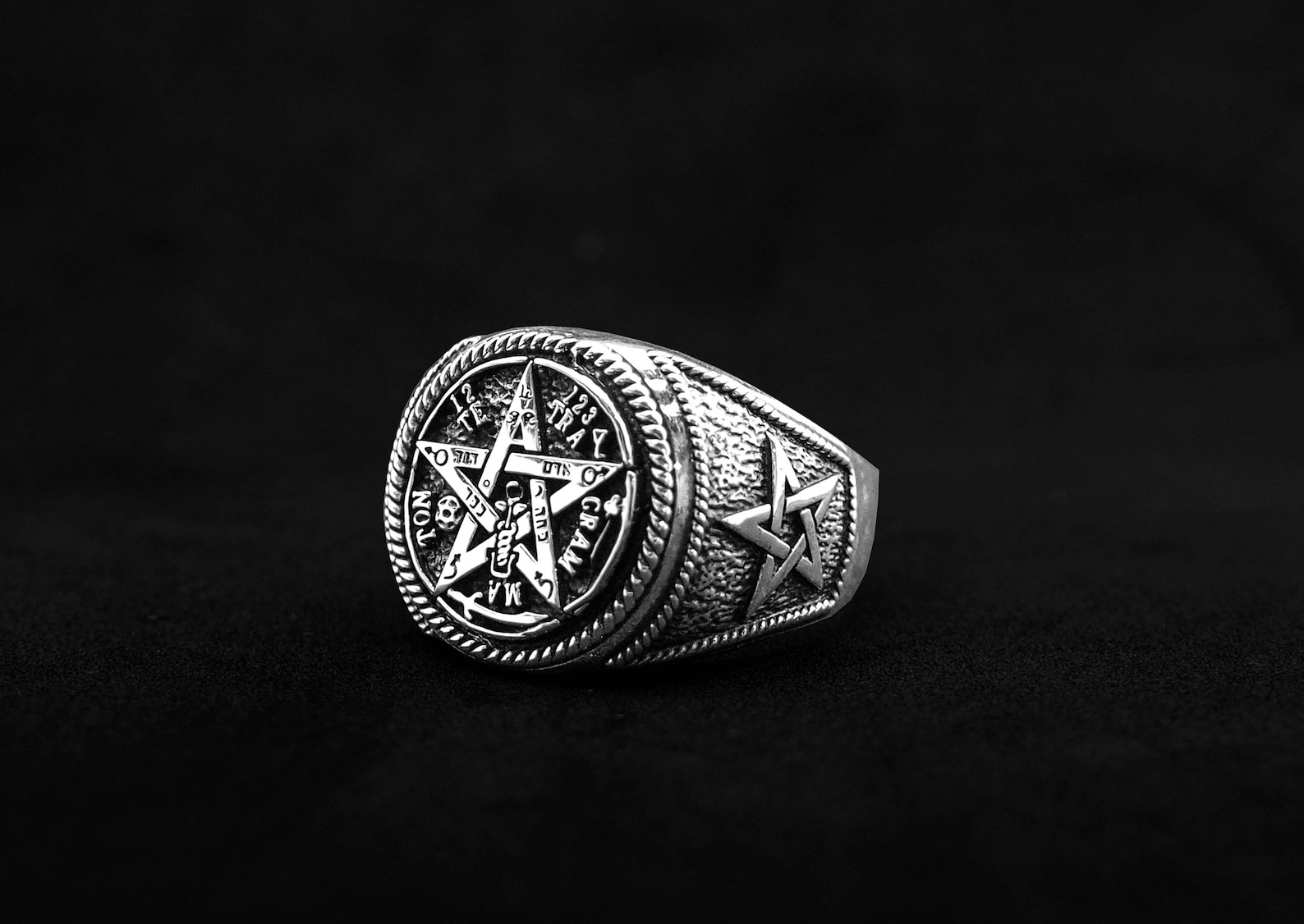 Tetragrammaton Ring Solomon Seal Sacred Talisman Protective - Etsy