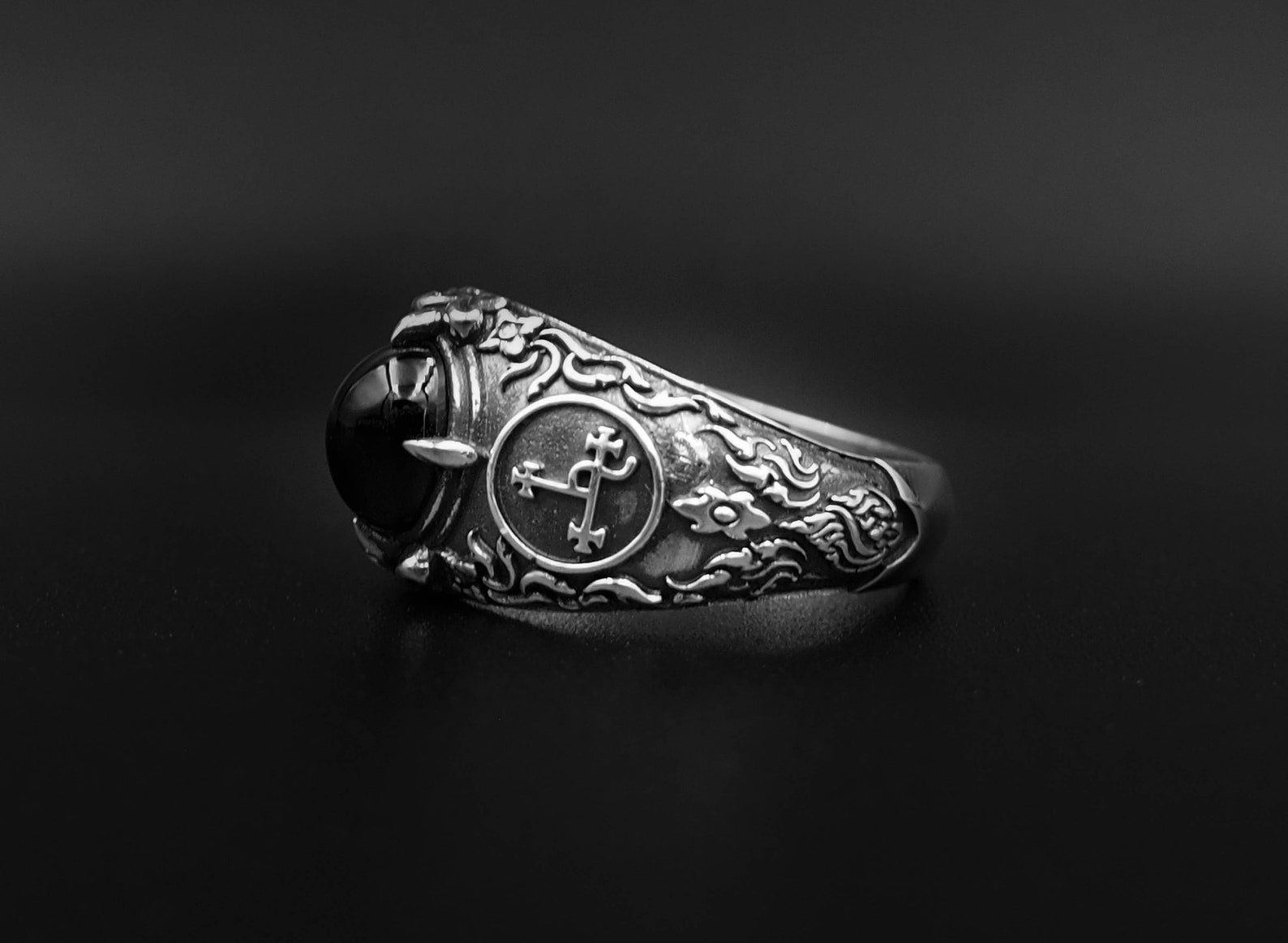 925 Sterling Silver Onyx Seal Sigil of Lilith Ring Lilith - Etsy