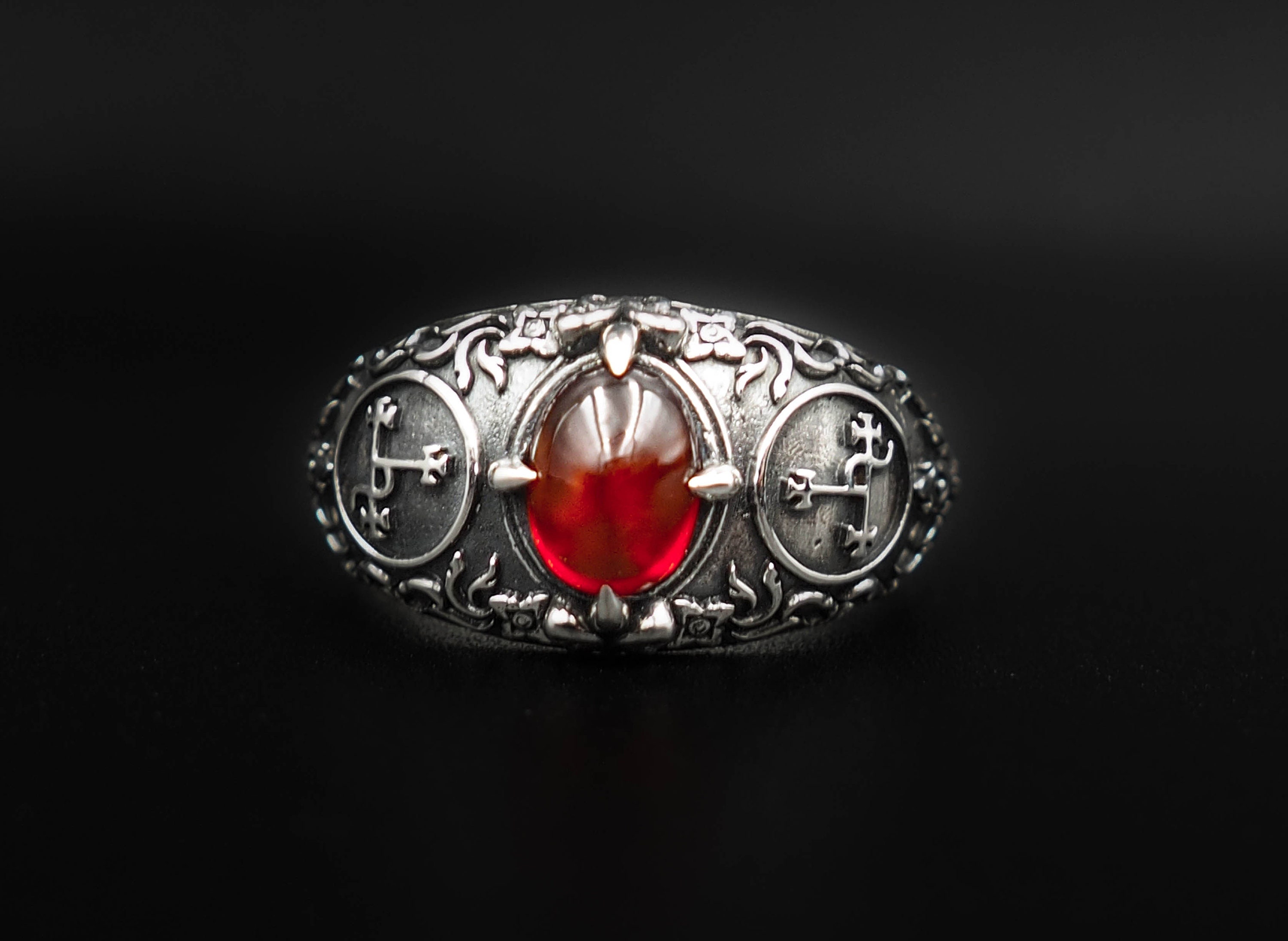 925 Sterling Silver Garnet Lilith Sigil Ring Seal Sigil of - Etsy