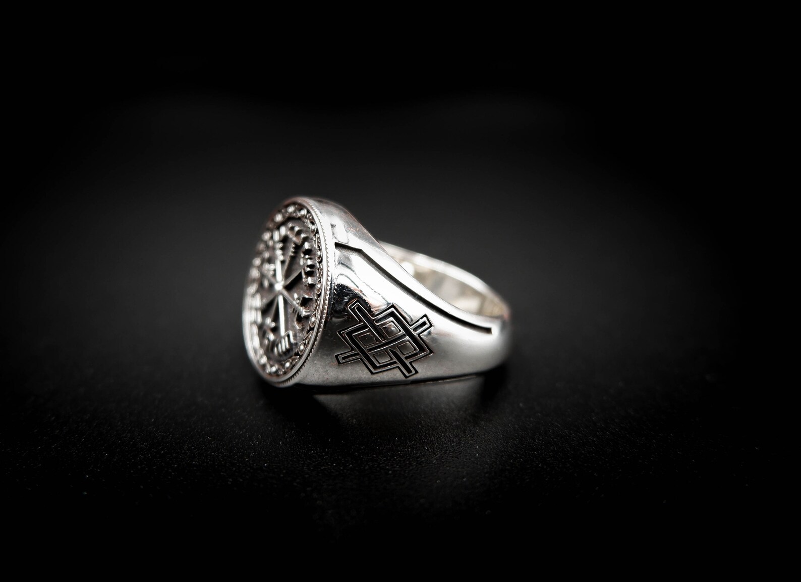 Vegvísir Viking Ring Compass Barbarian Gladiator Pagan Asatru - Etsy