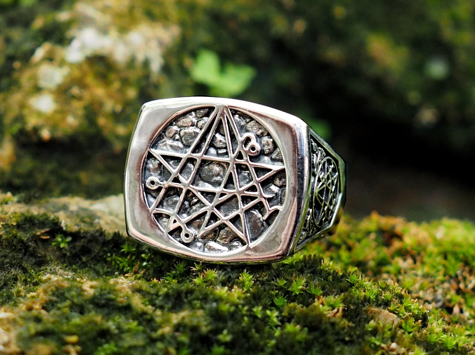 Necronomicon Ring Seal Sigil of the Necronomicon Ring - Etsy