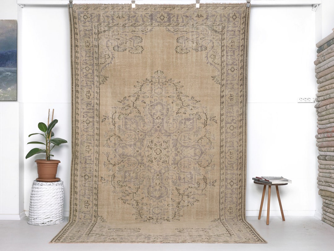 Vintage Distressed Rug . Neutral Persian Rug . Contemporary - Etsy