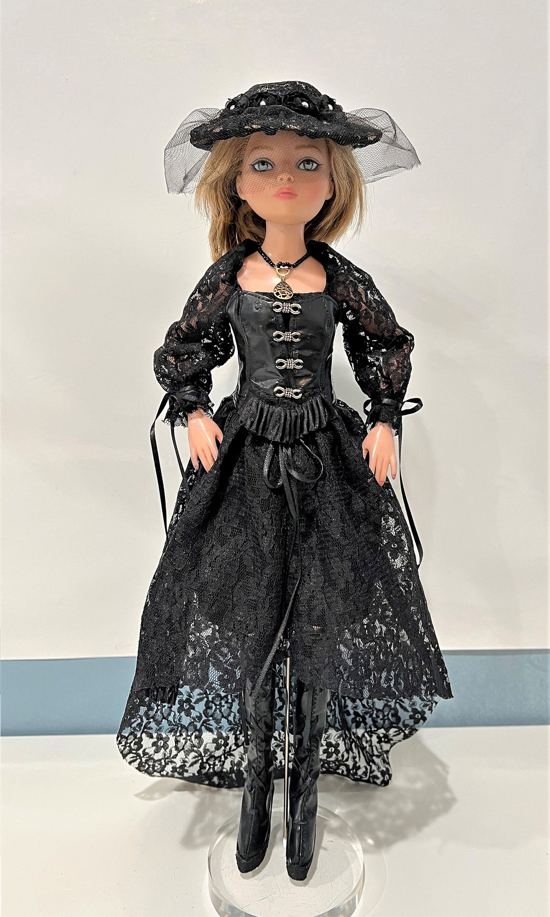 Tonner 16" Ellowyne Wilde – Gothic Asymmetric Black Steampunk Style ...